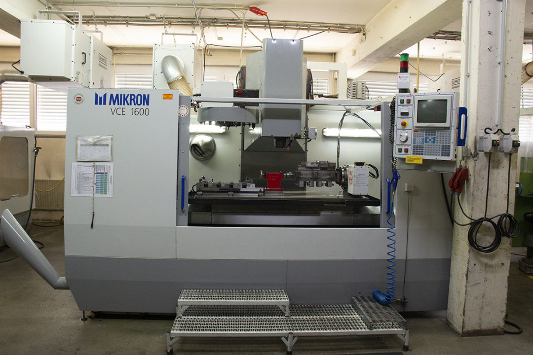 Maschinen | Schott CNC
